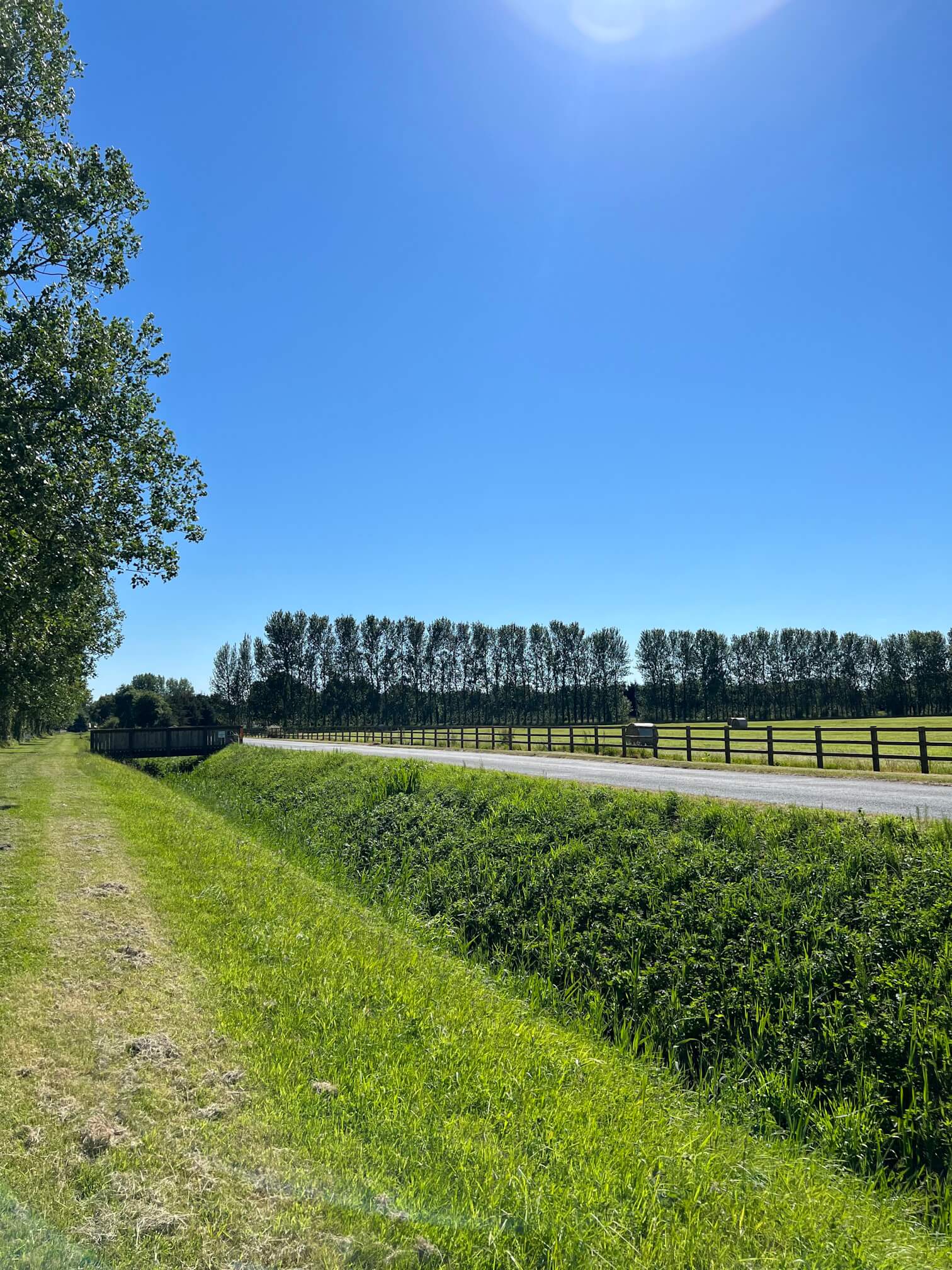 Tent Pitches | Caravan Pitches | Mere Brow | Lancashire - Leisure Lakes